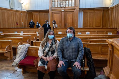 Cour Dassises De La Charente Maritime De Retour Dans Le Box Salah