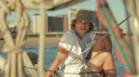 Andrew Sutton Releases New Music Video Broke