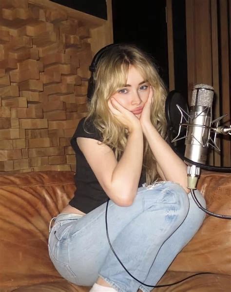 Sabrina Carpenter Being All Slut Rsabrinacarpenterlewd