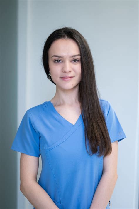 Д р Антония Александрова Зъболекар Стоматолог София Супердок