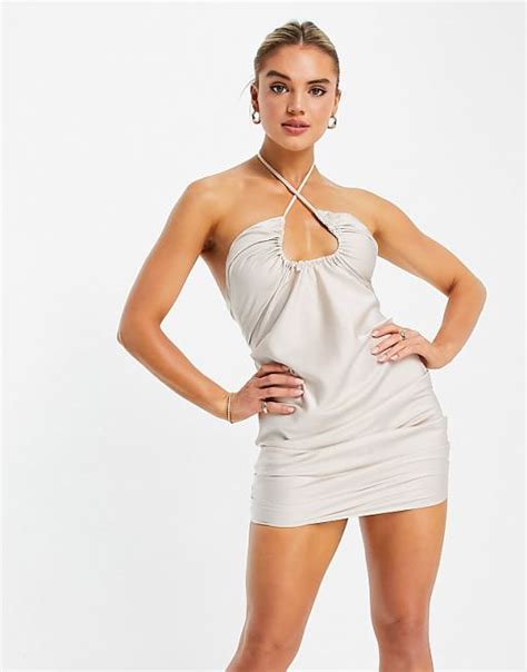 Asos Design ‑ Satin Minikleid In Grau Mit Neckholder Raffung Und