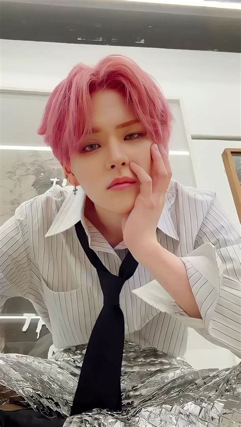 Treasure Yoshi Gambar Pacar Yoshi Aktor Korea