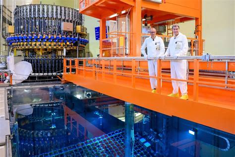 اینفوگرافیک کدام کشورها بیشترین راکتور هسته‌ای را دارند؟ خبرآنلاین