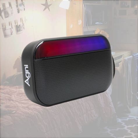 Мини колонка с радио T2 черная 5Вт портативная блютуз беспроводная с подсветкой купить на