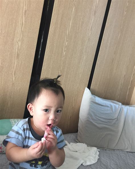 Breez Yoon • Instagram Photos And Videos