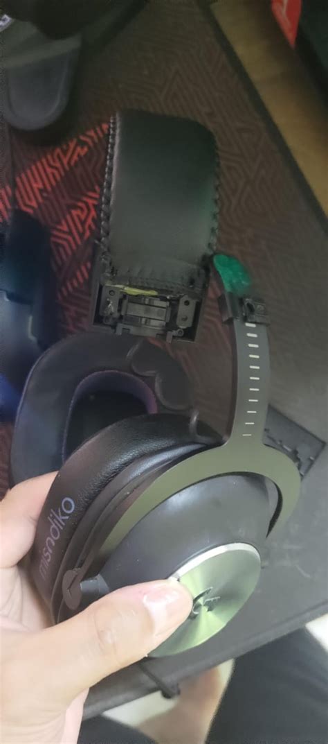 My Logitech Pro Headset Broke Anyone Has The Same Issue R Logitechg