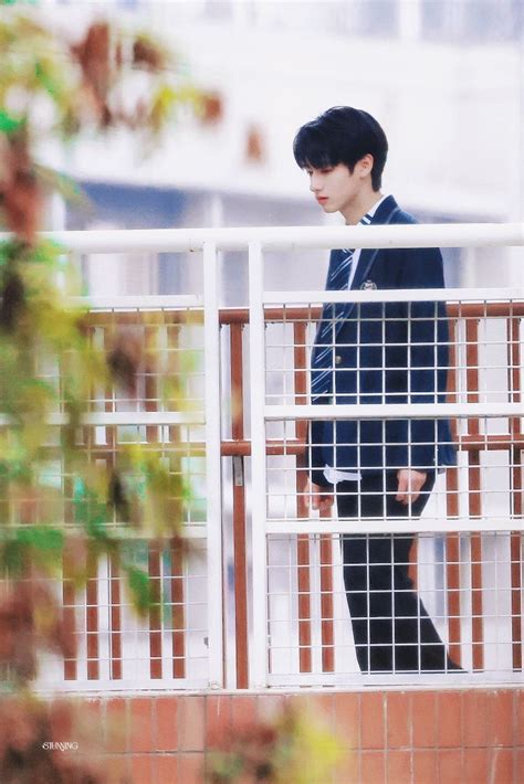 Pin Oleh 𝓗𝒶𝓃 Di 朱志鑫 Foto Teman Teman