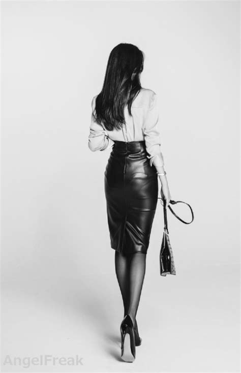 Shiny Pencil Tumbex