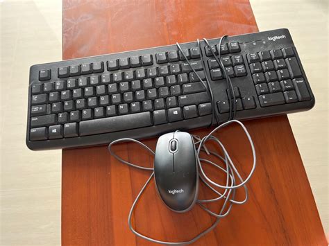 Logitech Wired Keyboard And Mouse Computers Tech Parts Accessories Computer Keyboard On