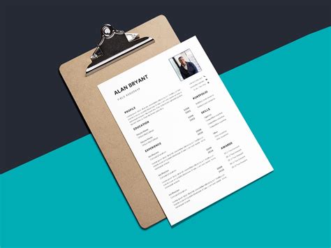 Free Field Assistant Resume Template With Example For Job Seeker