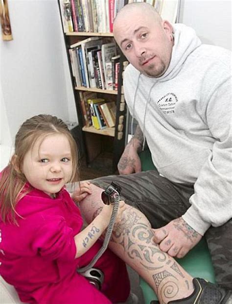 Ruby Dickinson Biography 3 Year Old Girl Who Gets Tattoos