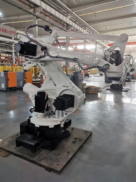 Chaifu Industrial Engineering Palletizing Robot 130kg Payload Stacking Handling Stamping