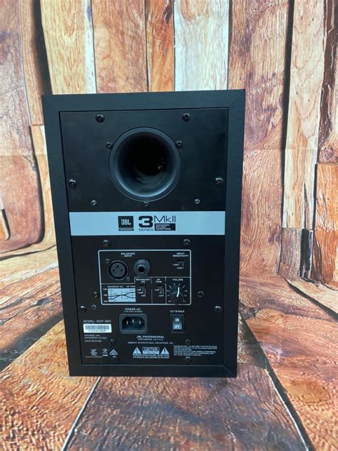 SINGLE JBL 3 SERIES MKII STUDIO SPEAKER Very Good Buya