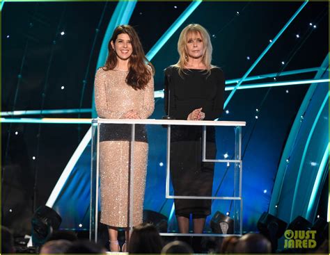 Marisa Tomei And Rosanna Arquette Honor The Metoo Pioneeers At Sag Awards 2018 Photo 4018849