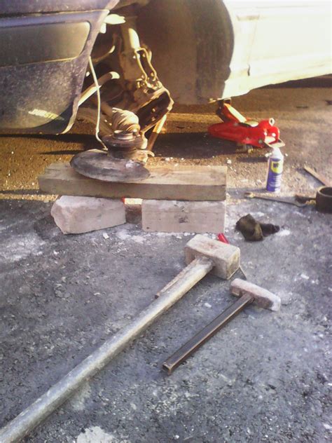 Замена подшипника ступицы перед — Audi 80 B4 2 2 л 1993 года своими руками Drive2