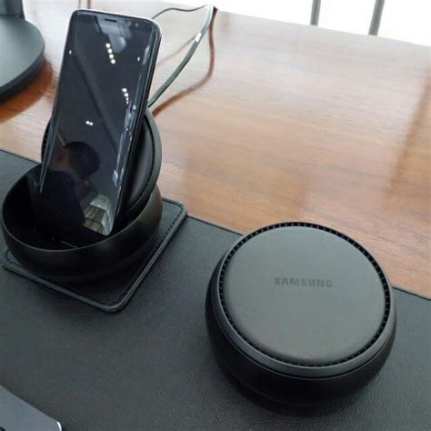 Samsung Wireless Charger Telepon Seluler Tablet Aksesoris Tablet Handphone Di Carousell