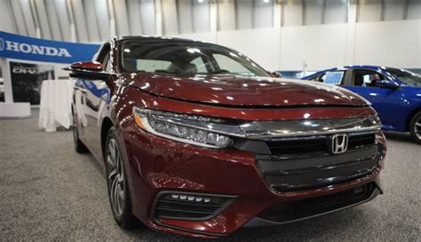 Honda компани Хойд Америкийн зах зээлд нийлүүлэгдсэн 450 000 автомашиныг эргүүлэн татахаар