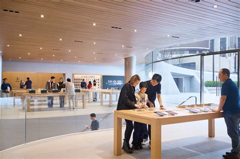 亚洲最大 Apple Store 正式落地上海静安 Socialbeta