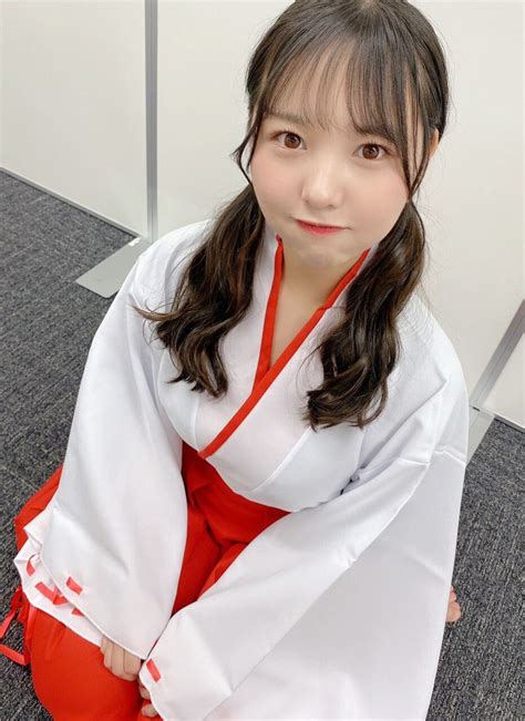 【画像20枚】nmb48・本郷柚巴（ほんごうゆずは）の巨乳お巫女さんがエチエチ│ぱふぱふ速報