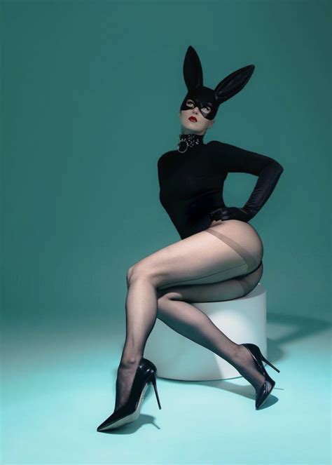 On Display Rhysmerlin