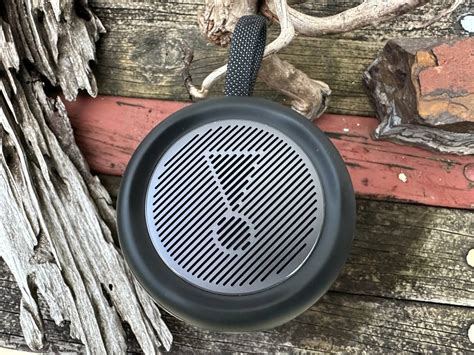 Jbl Pulse Bluetooth Speaker Review Stg Play