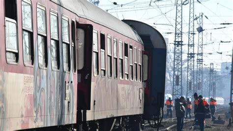 Софтуерен проблем предизвика закъснения и отменени влакове в София Новини бг