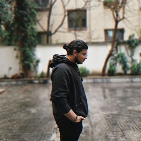 تیوال مهدی موسوی