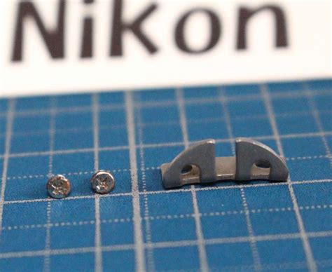 Hy204 ニコン カニの爪 Nikon Lens Parts パーツ カニのツメ ガチャガチャ ネジ付き 純正アクセサリー｜売買された