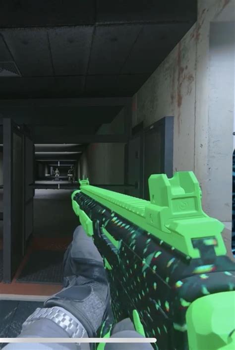 Green Camo R Warzone