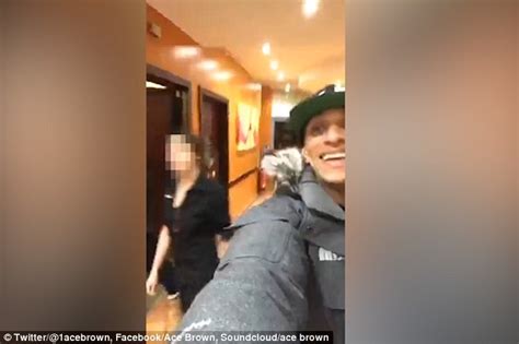 Bristol Pizza Hut Customer Finds Staff Having Sex Daily Mail Online