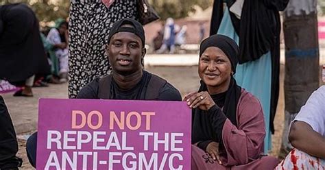 서아프리카 감비아 의회서 여성할례 허용 추진