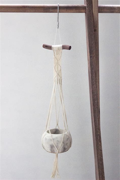 Хлопковый подвес для цветов в технике макраме в магазине «weareforfolks на Ламбада маркете