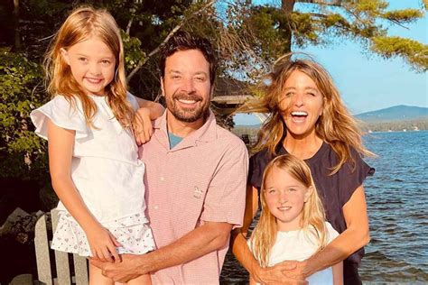 Jimmy Fallon Familieman Jimmy Fallon Latest News Intouch Weekly