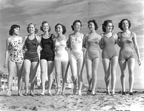 Pin By Kelsey Hensley On Summer Lovin Vintage Swimsuits Vintage