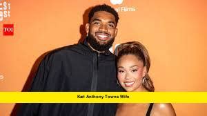 Karl Anthony Towns Wife Update Fiancée Jordyn Woods Engagement Story