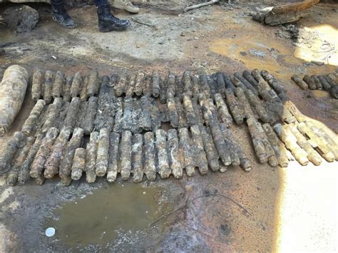 Malaysia Finds 100 Old Artillery Shells On Chinese Barge Says It Likely Plundered Wwii Shipwrecks