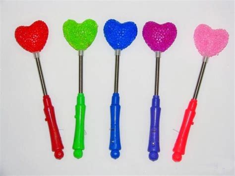 Волшебная палочка светящаяся с наконечником Красное Сердце купить C доставкой на Ozon по низкой