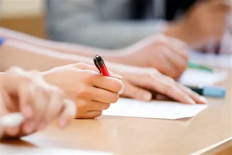 Урок по български Как се пише нощта или ноща Ето как е правилно