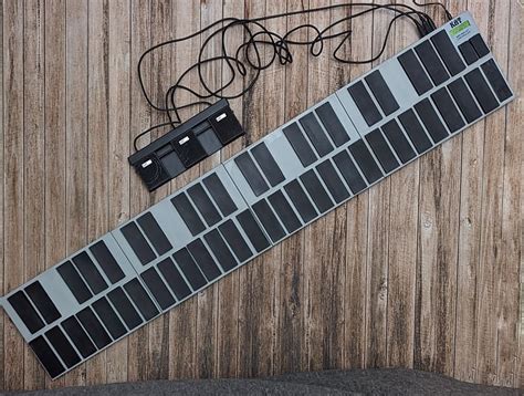 Malletkat 4 Octave MIDI Controller With Foot Pedal Reverb UK
