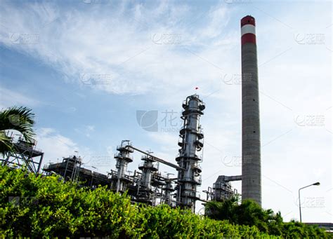 工厂 炼油厂 蒸馏酒厂 石油化工厂 水平画幅 无人 精炼厂 钢铁 石油管道 建筑业