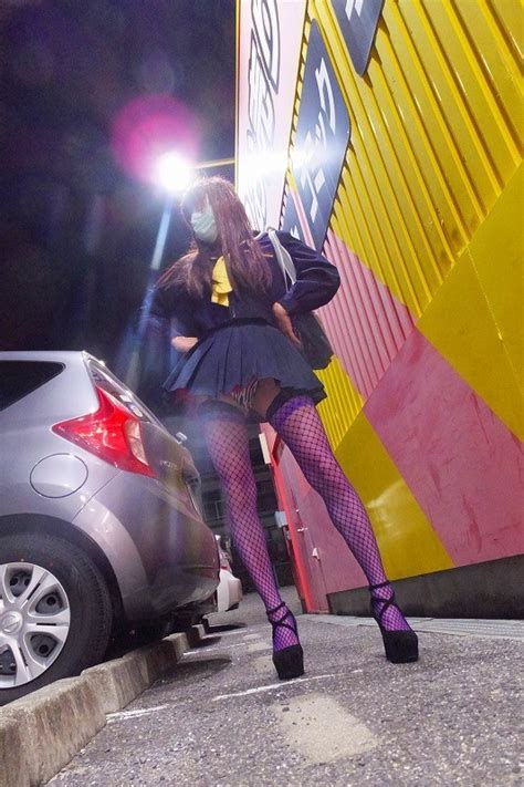 Crossdressing Terrorism At Sex Shop Photo 6