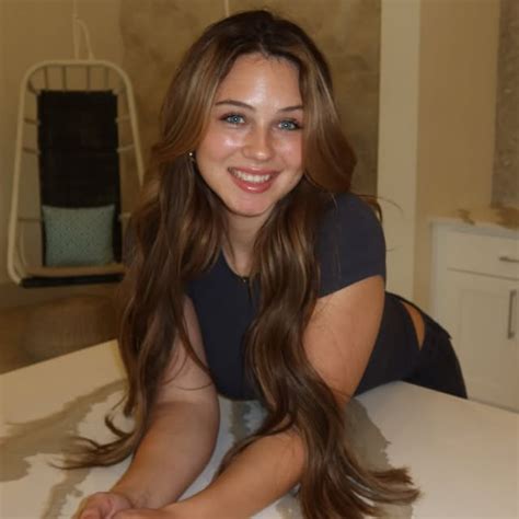 Alyssa Mcbride Realalyssamcbride Threads Say More