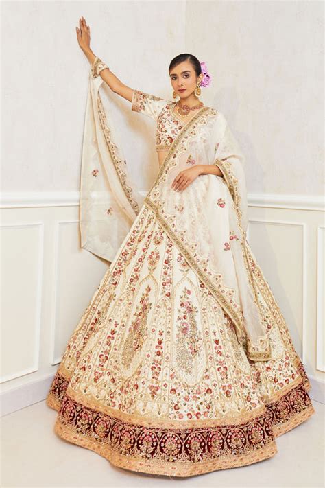 Pallavi Poddar Swaroop Lehenga Set Elahe