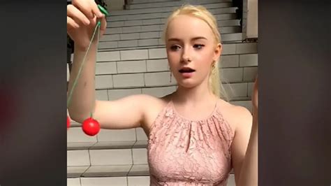 Kocak Bule Barbie Jago Bahasa Sunda Nyoba Main Lato Lato Dan Pengin