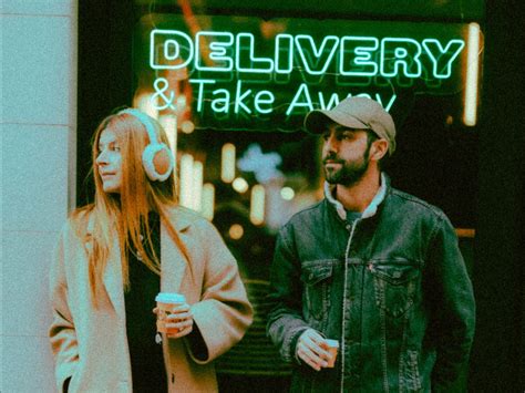 Alícia Rey I Janbu Presenten Nadales De Sofà Vol Iii Primera Fila