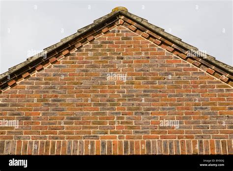 Gable Roof Brick House At Nathan Lozano Blog