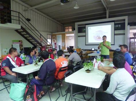 桂園自然生態農場 歡迎來自彰化二林，喜樂保育院學員與社工於5 27早上來參觀農場，賓主相見歡