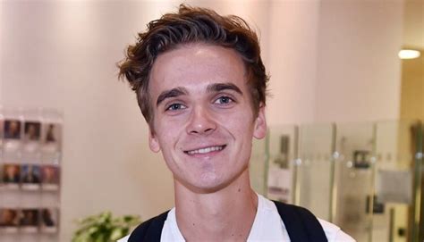 Joe Sugg Biography Wiki Age Height Family Girlfriend Net Worth