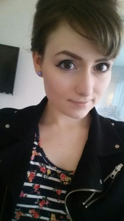 Theres A Selfie Thingy Going Around And I Got Tag Tumbex
