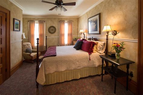 Luxury Accommodations At Mcconnell Inn